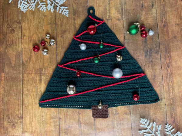 How to crochet the Christmas Capelet - Creations By Courtney