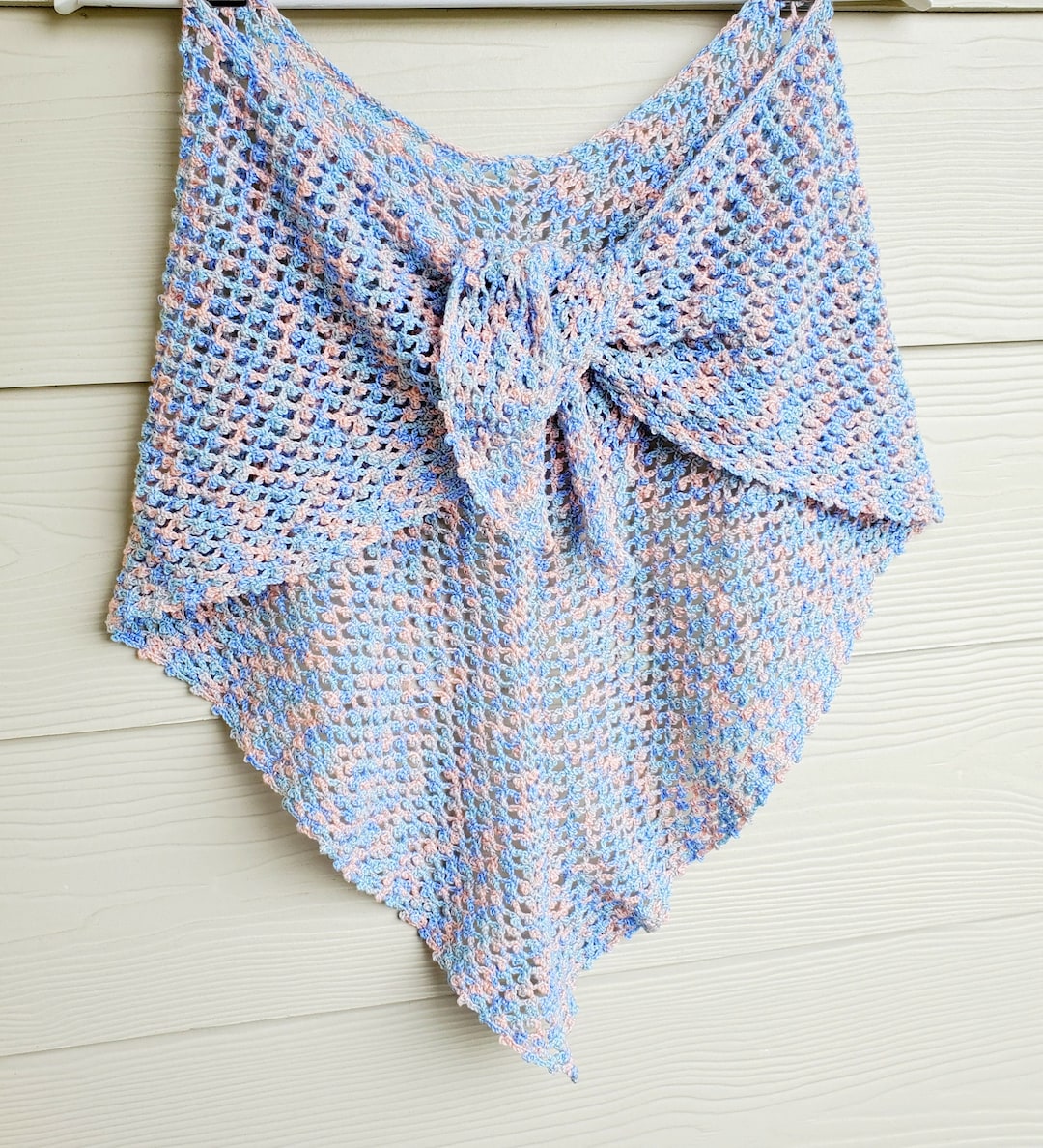 Ultimate Triangle Crochet Shawl Roundup: Part 1 - Creations By Courtney