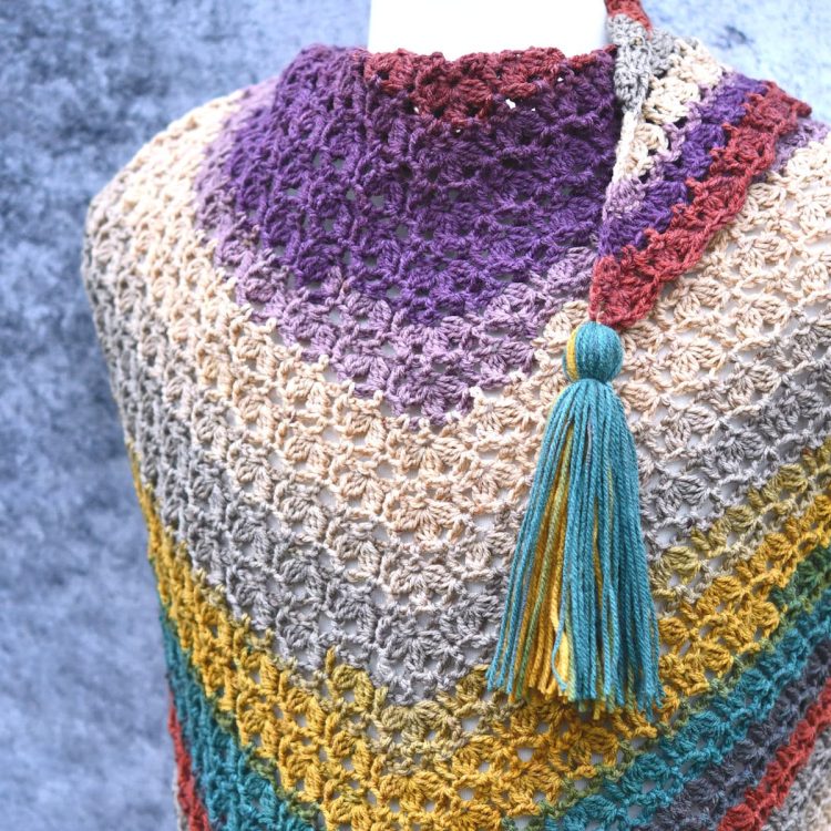 Ultimate Triangle Crochet Shawl Roundup: Part 2 - Creations By Courtney